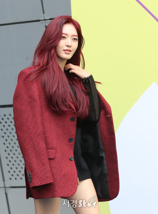 AOA 찬미, 우아한 입장 (2020 S/S 서울패션위크) | 아이돌24시 : 네이트 연예