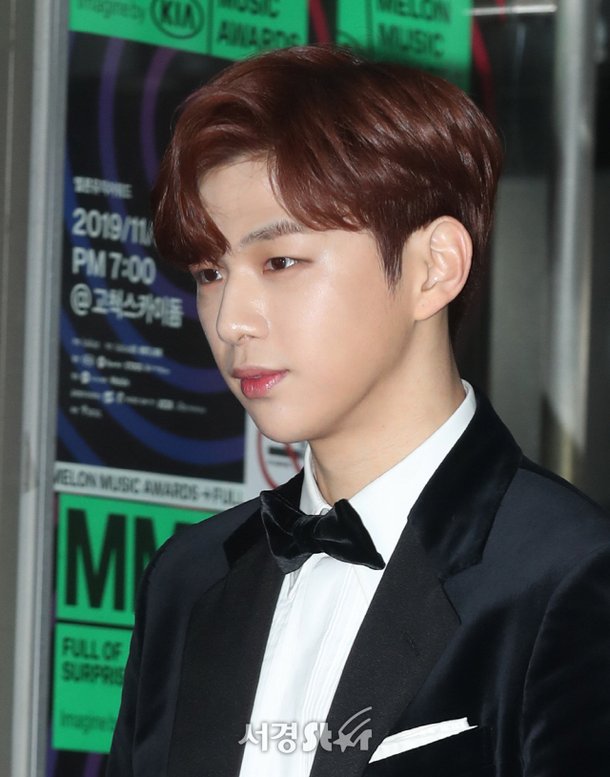 강다니엘, 멋진 외모 (MMA 2019) : 네이트 연예