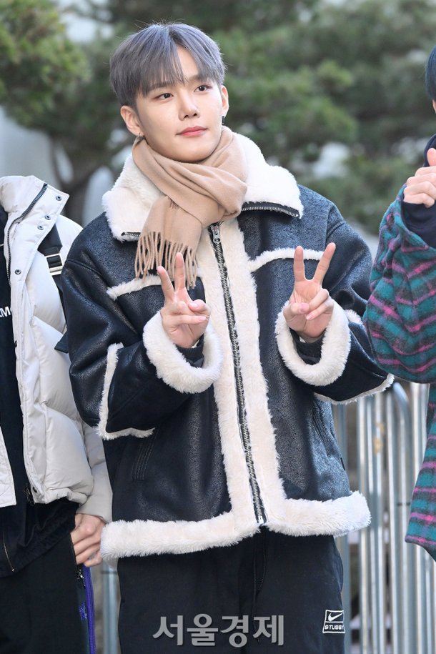 CIX 승훈, 귀요미 브이 [SE★포토] : 네이트 연예
