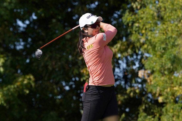 한·미 女골프 '장타 톱10' 극과 극 성적···'KLPGA 9승' vs 'LPGA 0승' : 네이트 뉴스
