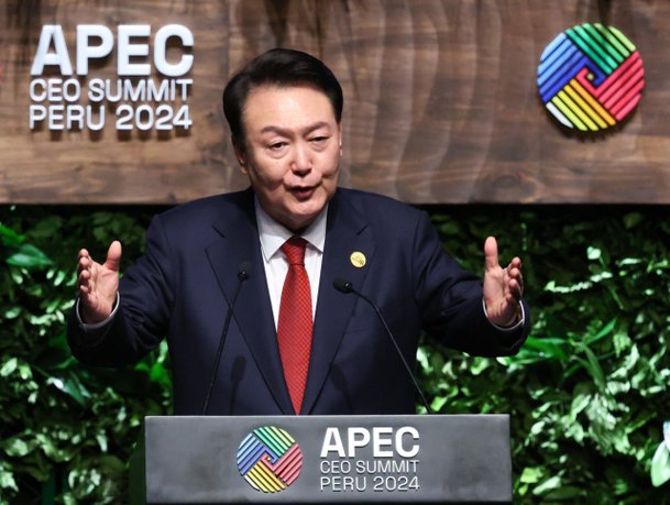 尹 "AI 대전환 시대 APEC AI 표준 포럼 창설 제안" : 네이트 뉴스
