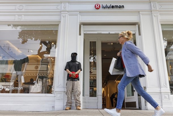 Chanel of yoga abdominal system? Costco Line'In just 10,000 won ...