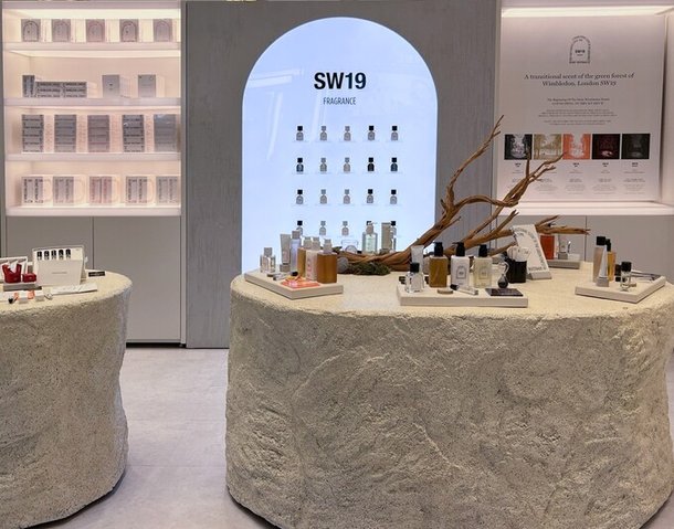 SW19, 신세계 백화점 본점 팝업스토어 오픈 '하루의 시간을 담은 니치퍼퓸' : 네이트 뉴스
