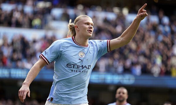 손흥민 주급 3억4000만원으로 토트넘 내 2위…EPL 전체 1위는 홀란의 14억 : 네이트 스포츠