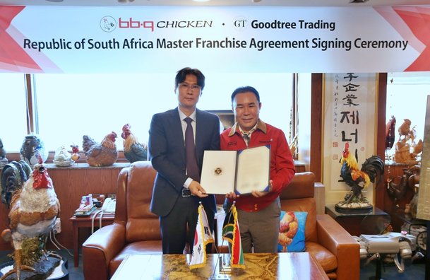 내수 한계에 결국 선 넘는 기업들…K-프랜차이즈 확장 치트키는 'MF' : 네이트 뉴스