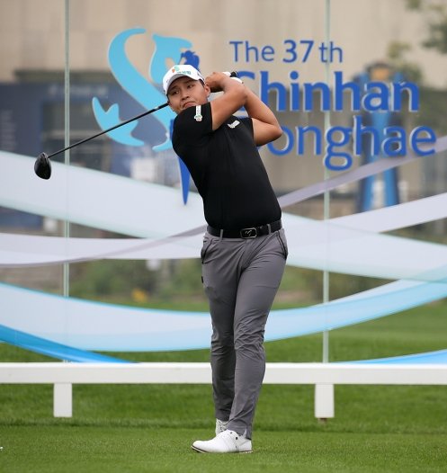 서요섭, 신한동해오픈 2R 선두권…시즌 2승 정조준 [KPGA] : 네이트 스포츠