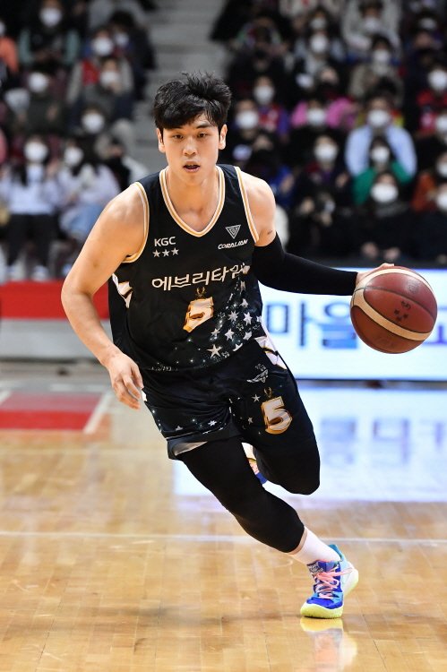 '3연승 한 번 더' LG vs '미친 공격력' KGC…상대 우위 가린다 [프리뷰] : 네이트 스포츠