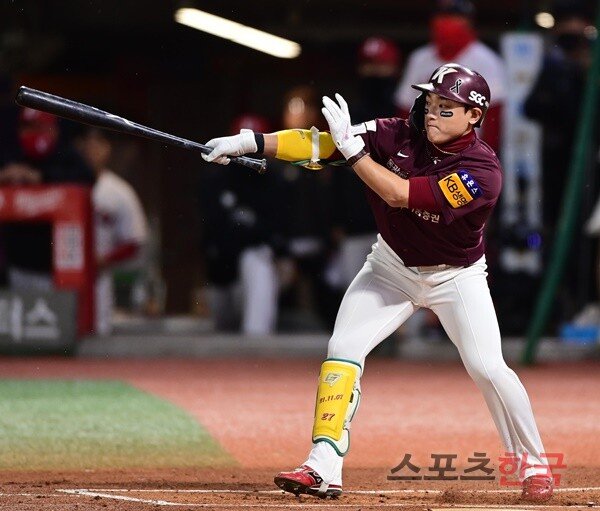 '1승' 남은 SSG, '키움 천적' 폰트로 끝낸다[KS6 프리뷰] : 네이트 스포츠