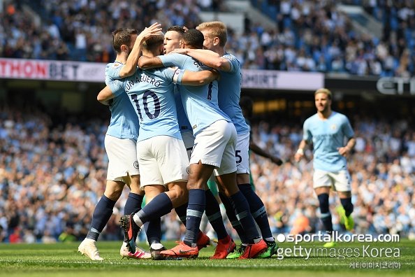 [EPL 35R] '포든 골' 맨시티, 토트넘 1-0 꺾고 1위 탈환…손흥민 FT : 네이트 스포츠