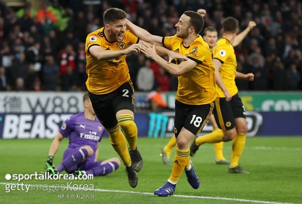 [EPL 31R] '수비 와르르' 아스널, 울버햄튼에 1-3 패…UCL 진출 비상 : 네이트 스포츠