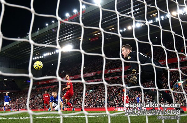 [EPL 15R] '화력 폭발' 리버풀, 에버턴과의 머지사이드 더비서 5-2 완승 : 네이트 스포츠