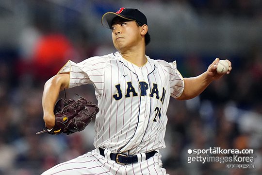 MLB 11개 구단 스카우트 앞 '8이닝 11K' 쇼케이스…日 최고 좌완, '8승 불발'에 빛바랜 1000K : 네이트 스포츠