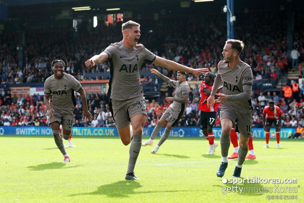 [EPL 8R] '토트넘이 EPL 1위를 지키다니!' 아스널, 에이스 빠졌음에도 맨시티 1-0 제압…승점 동률 공동 선두 등극! : 네이트 스포츠