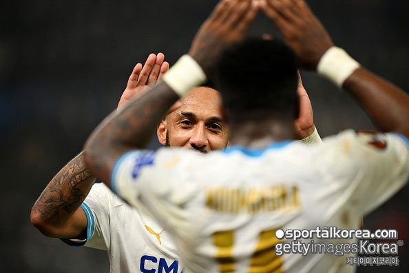 'UEL 역사 새로 썼다' 한때 EPL-분데스리가 득점왕 FW, 팔카오와 함께 유로파리그 역대 최다 득점자 등극 : 네이트 스포츠