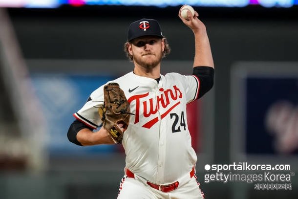 [오피셜] 외인투수 악몽 겪은 두산, 'ML 28승+153km 좌완 파이어볼러' 콜 어빈 영입…총액 100만 달러 : 네이트 스포츠