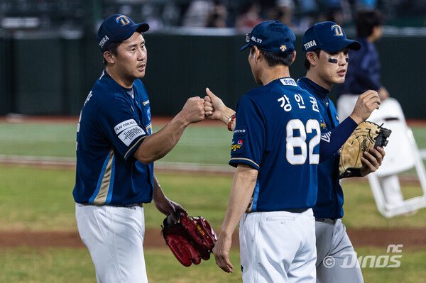 [속보] NC, 준PO 2차전 SSG에 7-3 승리…PO까지 1승 남았다 : 네이트 스포츠