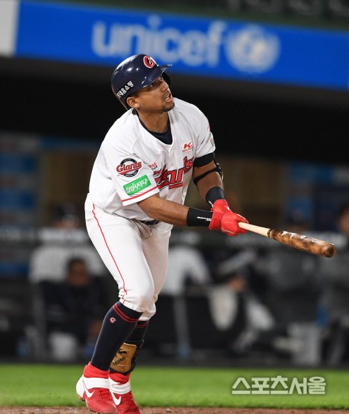ESPN 이어 팬그래프에도 KBO 상륙 '고급기록 한눈에 들어오네!' : 네이트 스포츠
