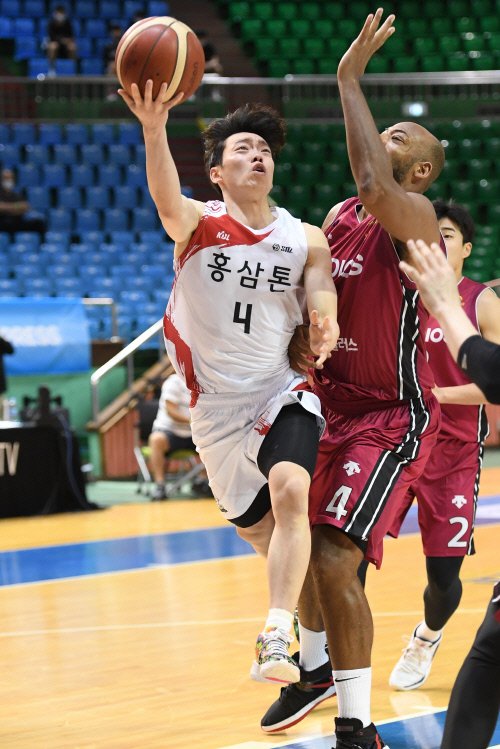 KGC, LG 꺾고 4강 진출…SK 나와라 : 네이트 스포츠