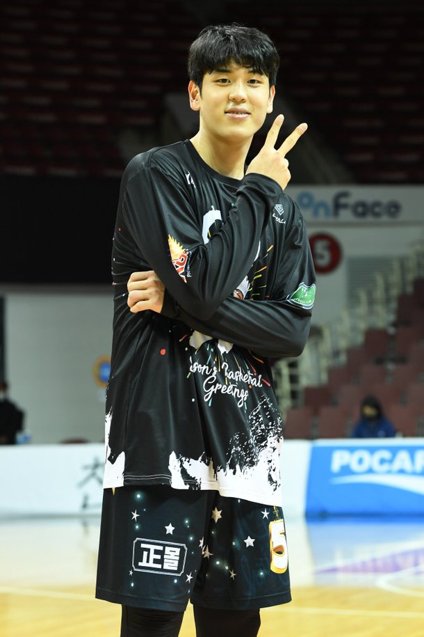 KGC 변준형, 생애 첫 라운드 MVP 수상 : 네이트 스포츠