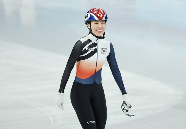 김아랑, 한 시즌 접는다…"부상 회복 뒤 2026 밀라노올림픽 도전" : 네이트 스포츠