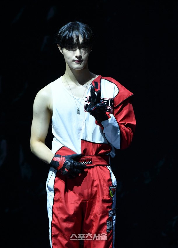 "이날만 기다렸다" 1년만에 돌아온 CIX, '458'로 더 짙어졌다[SS현장] : 네이트 뉴스