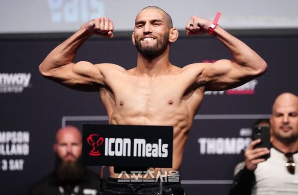 한국피가 섞인 UFC '브래드 피트' 맷 슈넬, "두번째 조국인 한국을 대표하는 선수가 되고 싶다" : 네이트 스포츠