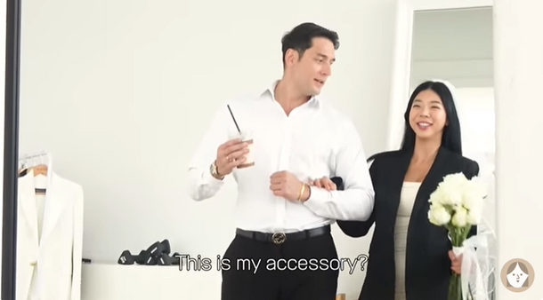 줄리엔강♥제이제이, 핸드폰으로 10만원 미만 '갓성비' 웨딩화보 촬영('TMI지은') : 네이트 연예