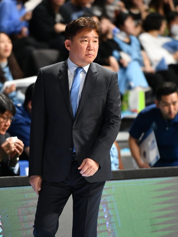 소노 감독과 DB 단장 등 24일 KBL 재정위원회 개최 : 네이트 스포츠