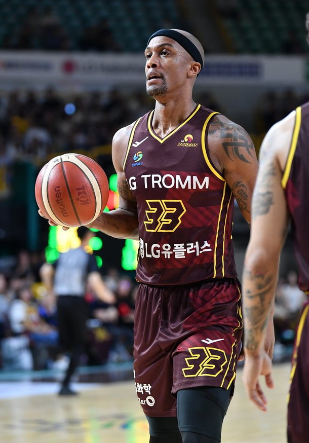 단테 커닝햄 KCC전도 결장, 답답한 LG[SS현장] : 네이트 스포츠