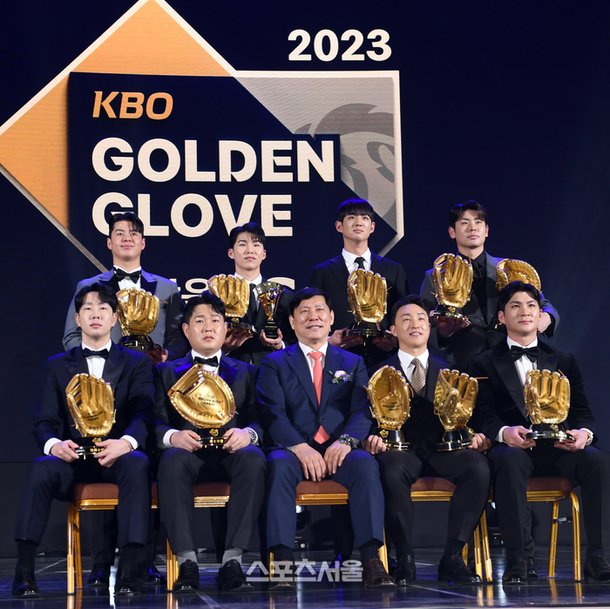 [포토]2023 KBO 골든글러브 시상식 : 네이트 뉴스