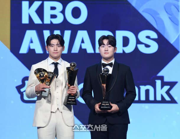 [포토] KBO 시상식, MVP는 김도영-신인상은 김택연 : 네이트 스포츠