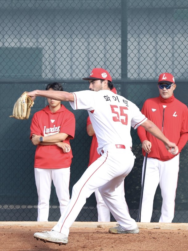 '고명준·전영준 MVP-화이트 152㎞' SSG, 플로리다 캠프 마지막 홍백전 마무리 : 네이트 스포츠