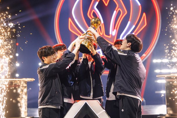 "EWC 정상을 향해" T1, 타이틀 방어 vs 젠지·한화생명 첫 우승 도전 [SS시선집중] : 네이트 스포츠