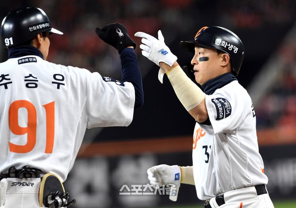'오늘은 이기겠지' 한화 라인업 공개→이원석 선발 우익수…이날 키플레이어는 누구? [KS5] : 네이트 스포츠