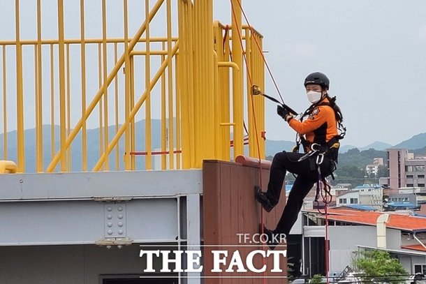 충북 첫 여성 인명구조사 탄생…보은소방서 이민영 소방교 : 네이트 뉴스