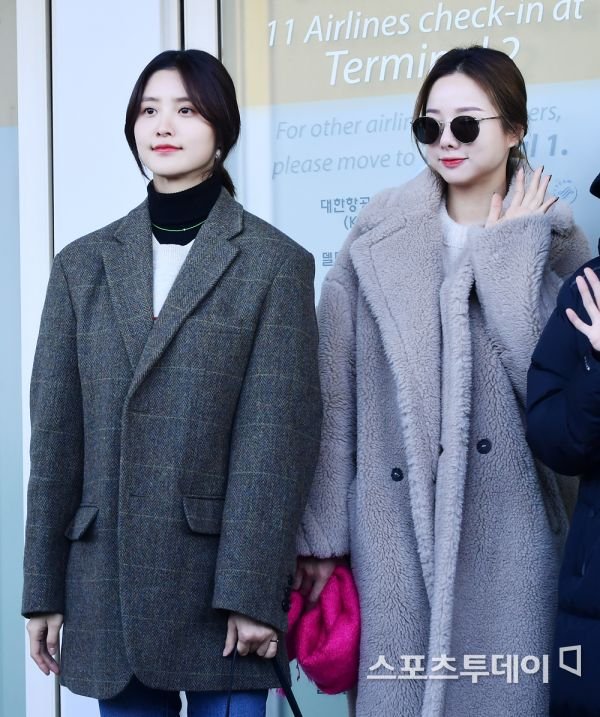 [ST포토] EXID 정화-솔지, '겨울엔 오버핏' : 네이트 연예