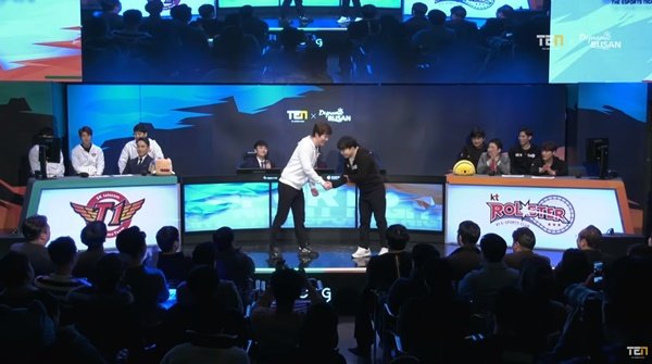 'TEN 개막전' KT vs SKT 스타 프로리그 리매치, 추억과 감동 선사 : 네이트 스포츠