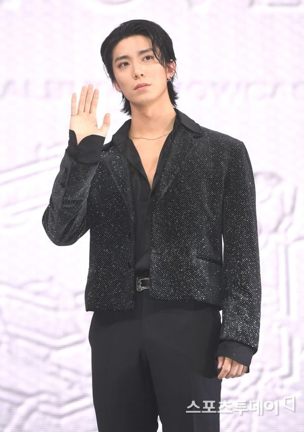 [ST포토] SF9 휘영 '팬심 흔드는 잘생김' : 네이트 연예