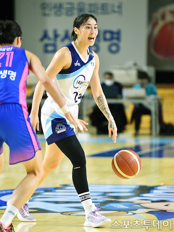 김소니아, 여자프로농구 3R MVP 선정…MIP에 김지영 : 네이트 스포츠