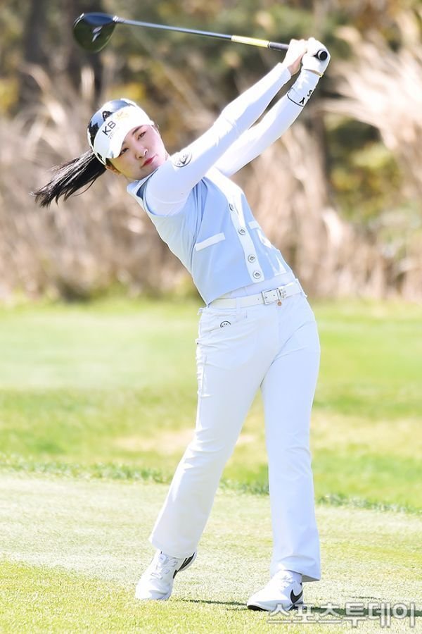 [ST연말기획] KLPGA 루키 꼬리표 뗀 이예원-마다솜-권서연 : 네이트 스포츠