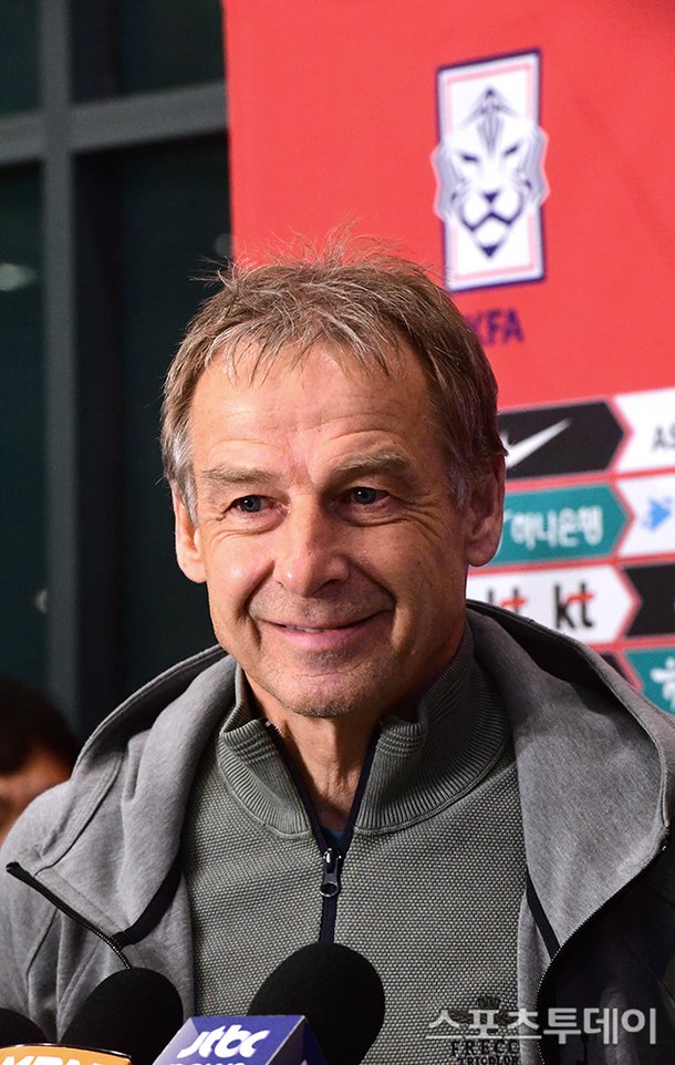 [ST포토] 위르겐 클린스만 감독 '미소' : 네이트 스포츠