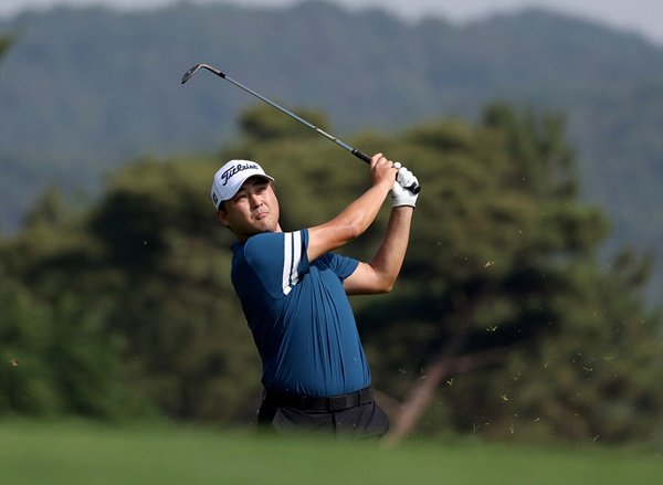 이태훈·김민수·이재경, KPGA KB금융 리브챔피언십 1R 공동 선두 : 네이트 스포츠