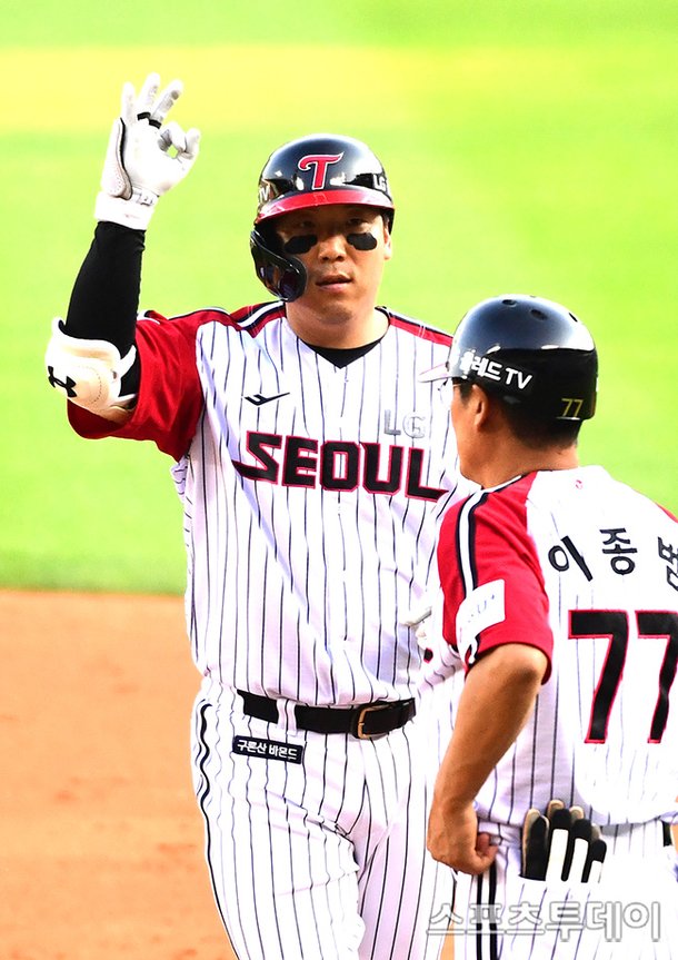 '김현수 끝내기' LG, KIA에 짜릿한 재역전승 : 네이트 스포츠