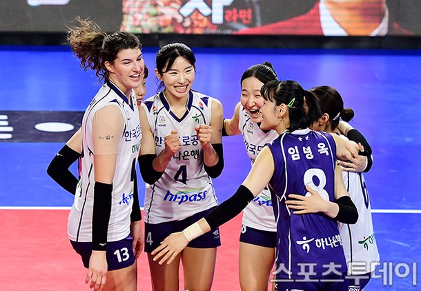 [ST포토] 도로공사 'IBK기업은행에 3-1 승리' : 네이트 스포츠