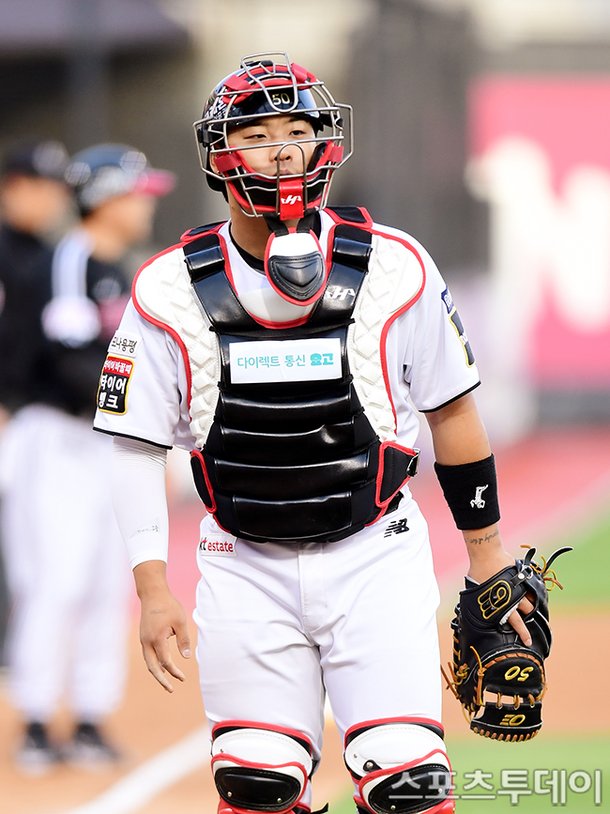KT, DH 1차전 포수 강백호·2차전은 장성우…이강철 "강건 퀵모션 좋아졌다" : 네이트 스포츠