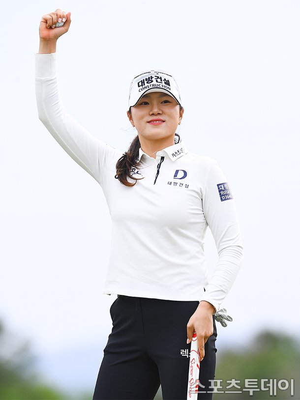 [ST포토] KLPGA 첫 우승 차지한 김민선7 : 네이트 스포츠