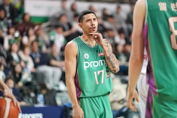 '알바노 더블더블' DB, KT에 82-80 승리…공동 2위 도약 : 네이트 스포츠