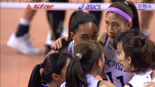 [스포츠타임] '어나이 34점 폭발' IBK기업은행, GS칼텍스 잡고 3연패 탈출 : 네이트 스포츠