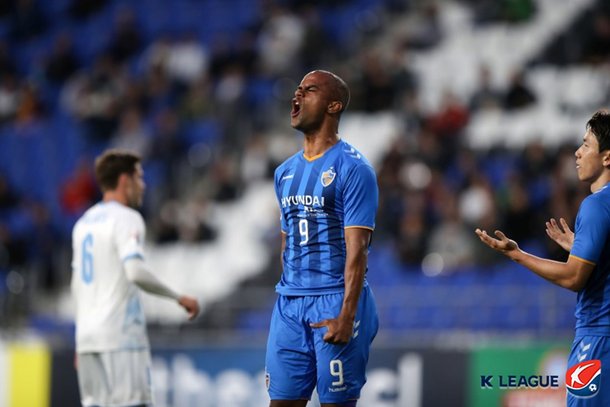 [현장 REVIEW] '안방 불패' 울산, 2년 연속 ACL 16강 진출…시드니 1-0 격파 : 네이트 스포츠