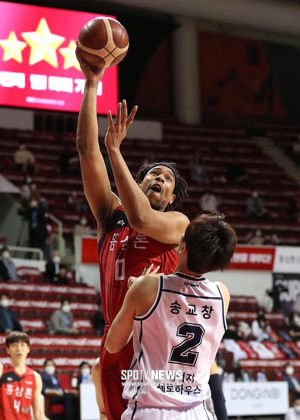 '설린저 42득점' KGC, PO 10전 전승으로 프로농구 우승…새 역사 썼다 : 네이트 스포츠